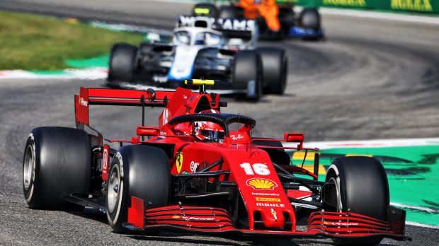 Dit waren de laatste paar liveries van Ferrari in F1: rood en zwart ...