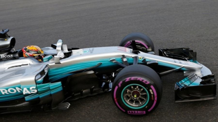 VIDEO: Mercedes laat eerste gilmp zien van de WO9 - GPFans.com