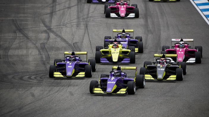 W Series announce eight-race calendar on F1 undercard - GPFans.com